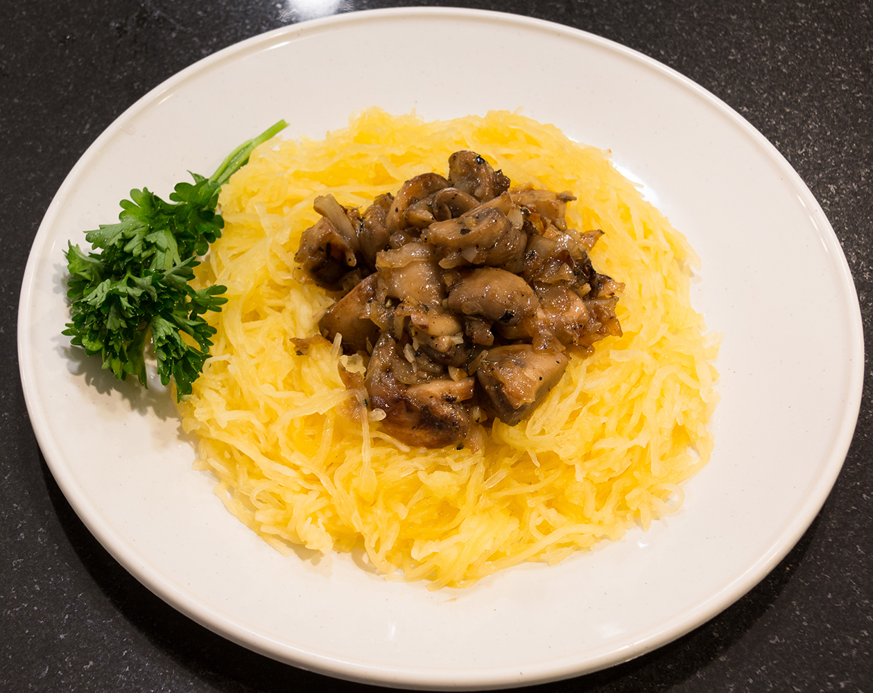 Spaghetti Squash with Mushrooms (Кабачок спагетти с грибами) - Russian ...